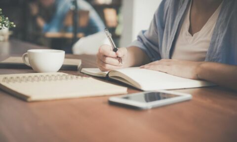 Cómo Escribir una Biografía en 10 Pasos | Escuela Des Arts